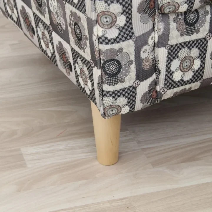 Kreslo (ušiak) s taburetkou Astrid - vzor patchwork N1 | BIANO